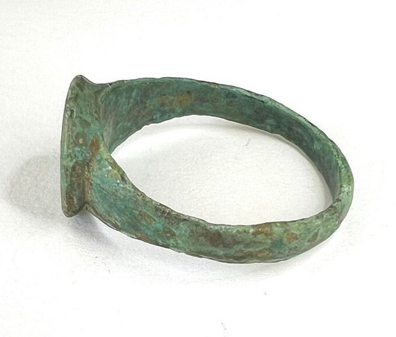 Ancient Medieval seal ring with Symbol on the bezel. … - Gem