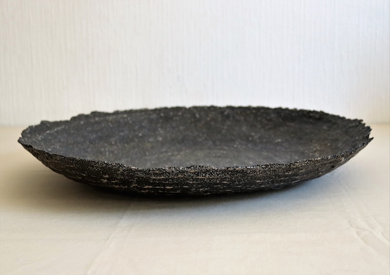 Large Vintage Style Black Paper Mache Plate With Gold Glitter. - Etsy