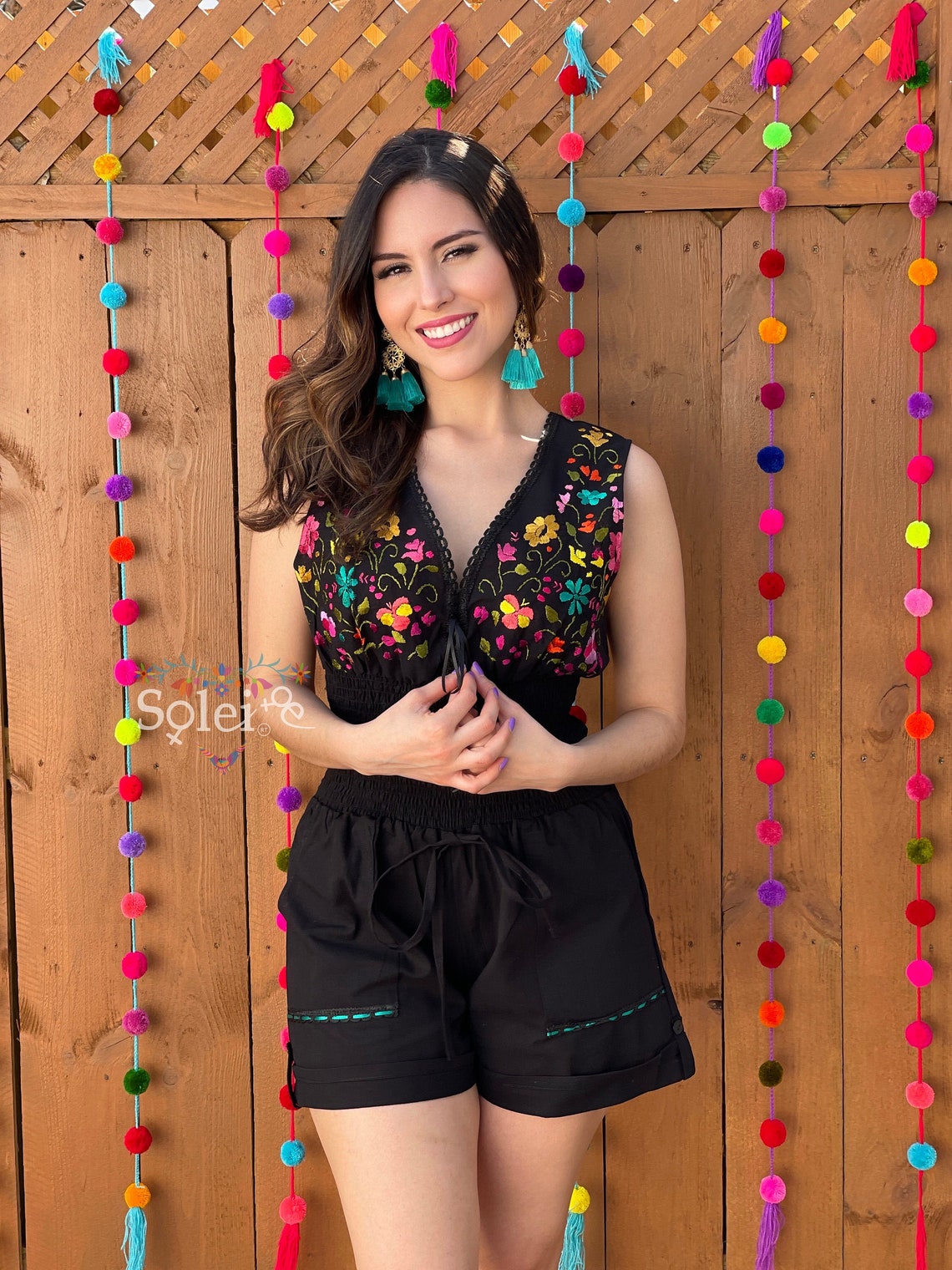 Jumper Mexicano Short Floral. Jumper Floral Bordado a Mano. - Etsy México