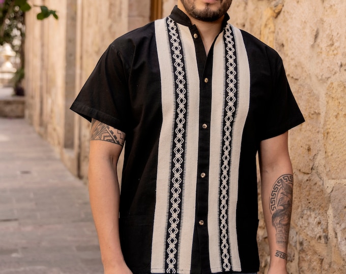 Dress Typical of Guatemala, Very Vibrant Colors, Guatemalan Elegance ...