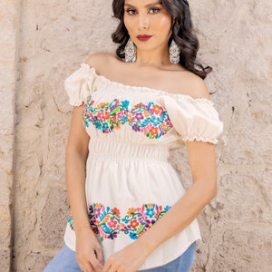 Floral Embroidered Mexican Top. Size S - 2X. Typical Mexican Top ...