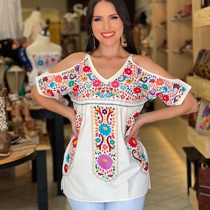 Mexican Fashion Blouse. Size S-2X. Floral Embroidered Mexican Blouse ...