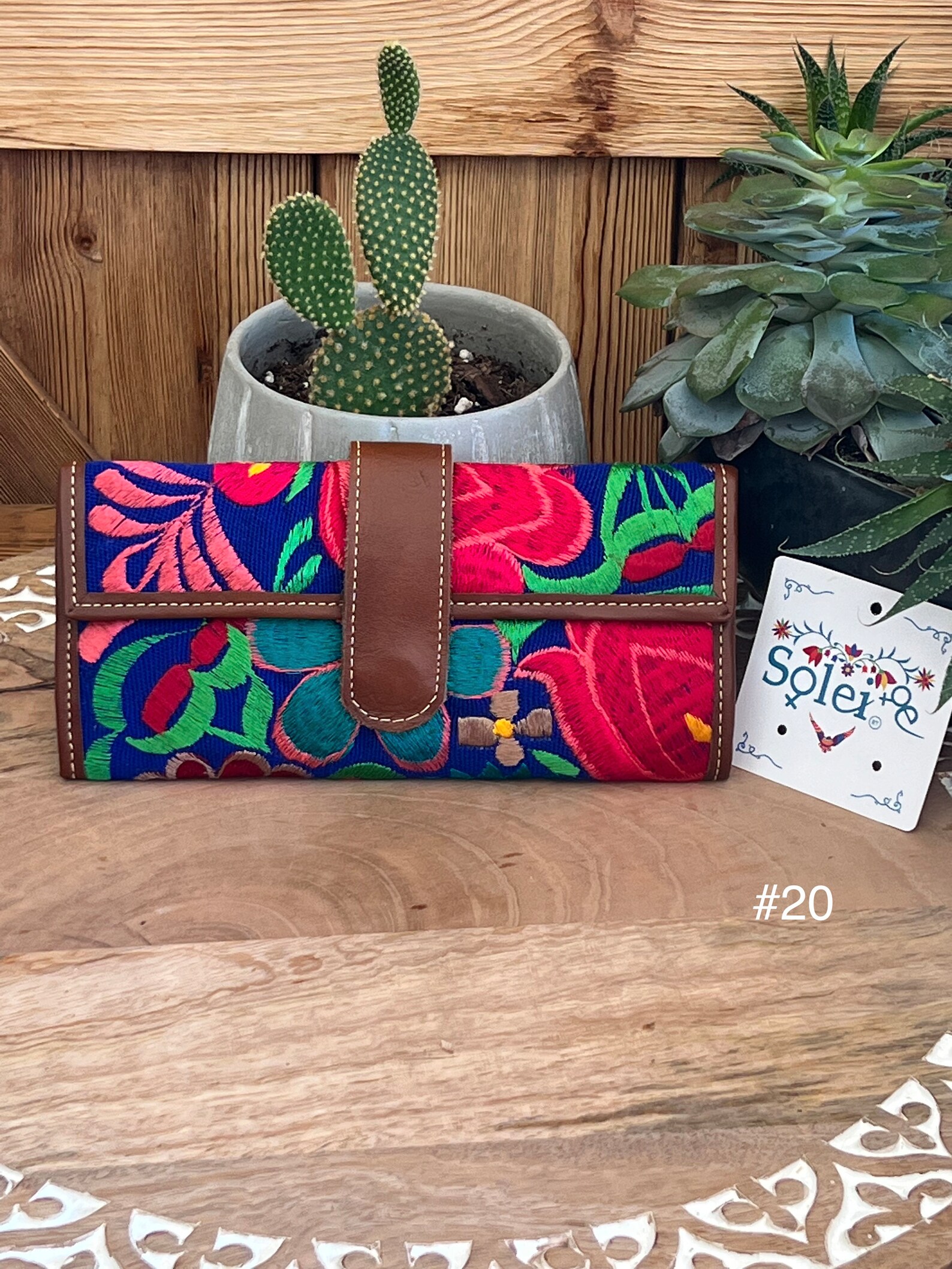 Mexican Floral Embroidered Purse. Artisanal Handbag . Colorful - Etsy