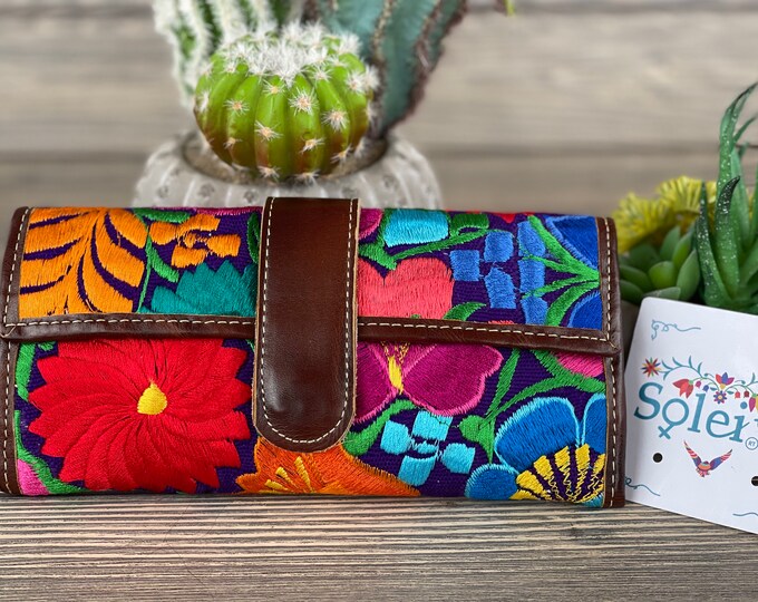 Mexican Floral Embroidered Purse. Artisanal Handbag . Colorful - Etsy