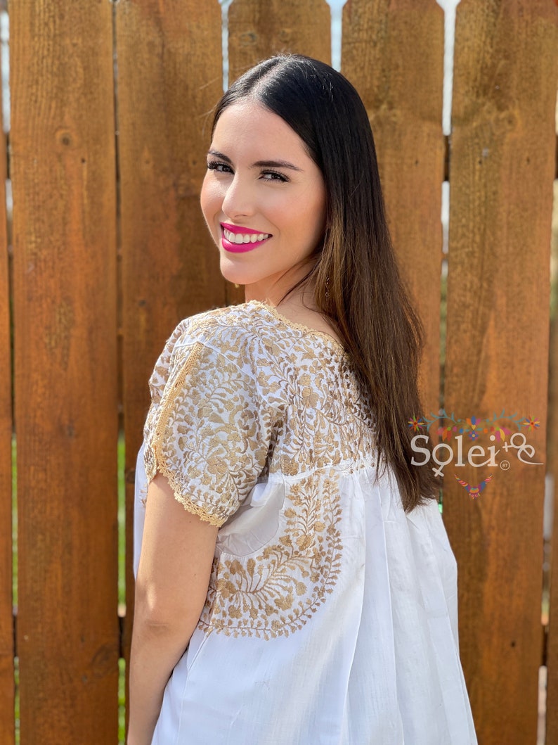 Silk Thread Hand Embroidered Mexican Blouse. Mexican Traditional Blouse ...