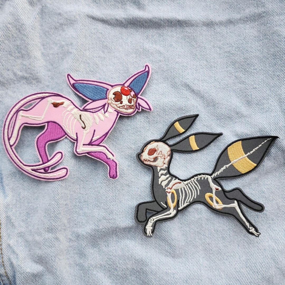 Espeon & Umbreon Skelett Aufnäher - Spooky Pokémon Gestickte Aufnäher ...