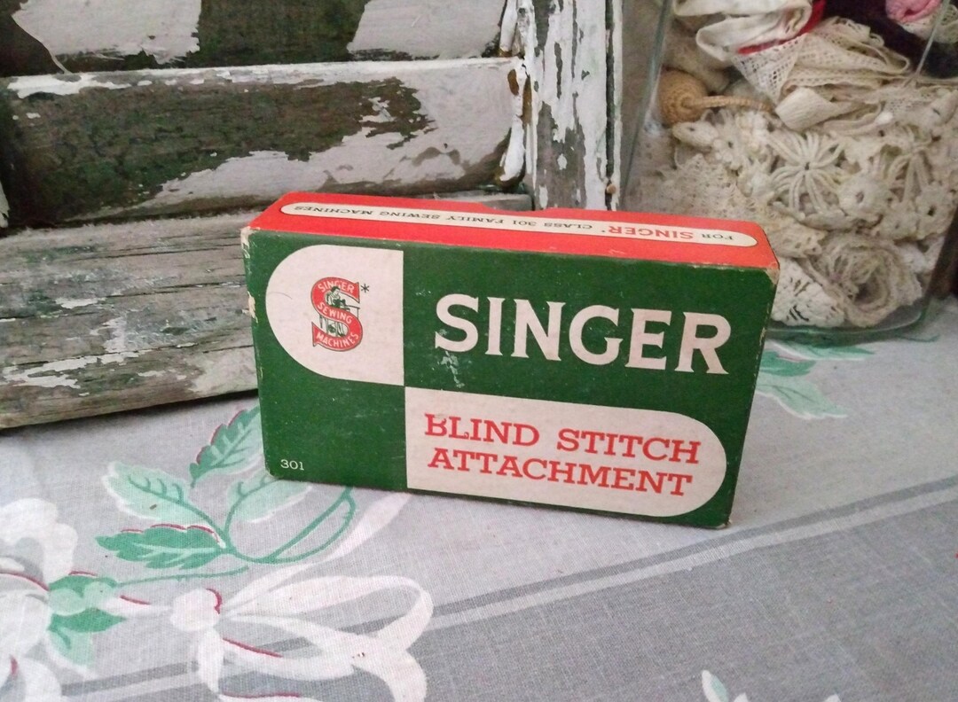 1952 Vintage Singer Sewing Machine Blind Stitch Attachment 301 Class ...