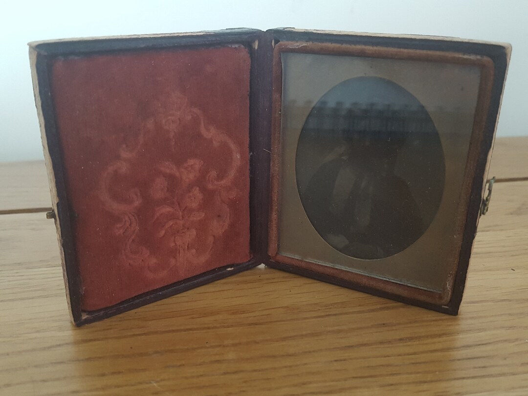 Antique Folding Leather Pocket Photo Frame: Victorian Portrait - Etsy