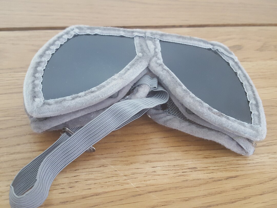 Vintage 1960s Nuclear Goggles, Atomic Goggles, Nuclear Flash Eye ...