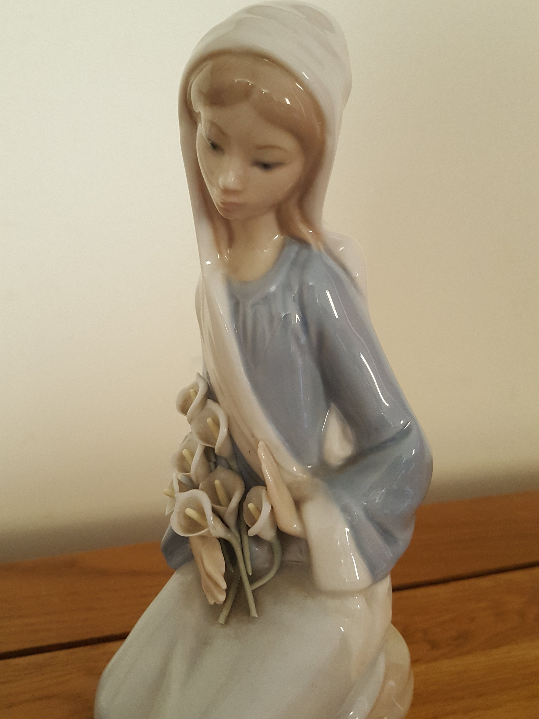 Vintage Lladro Figurine Ceramic woman ornament large figurine, Art ...