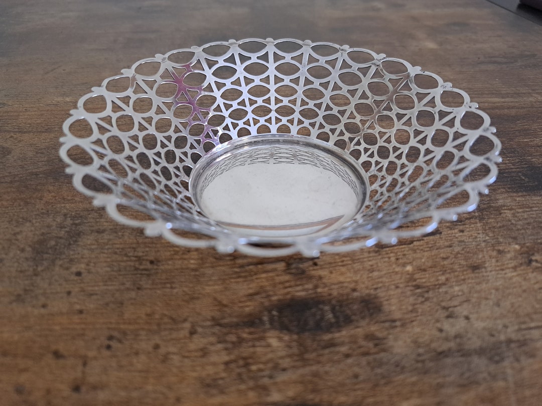 Vintage Sterling Silver Pierced Bowl, Adie Brothers, Birmingham 1958 - Etsy