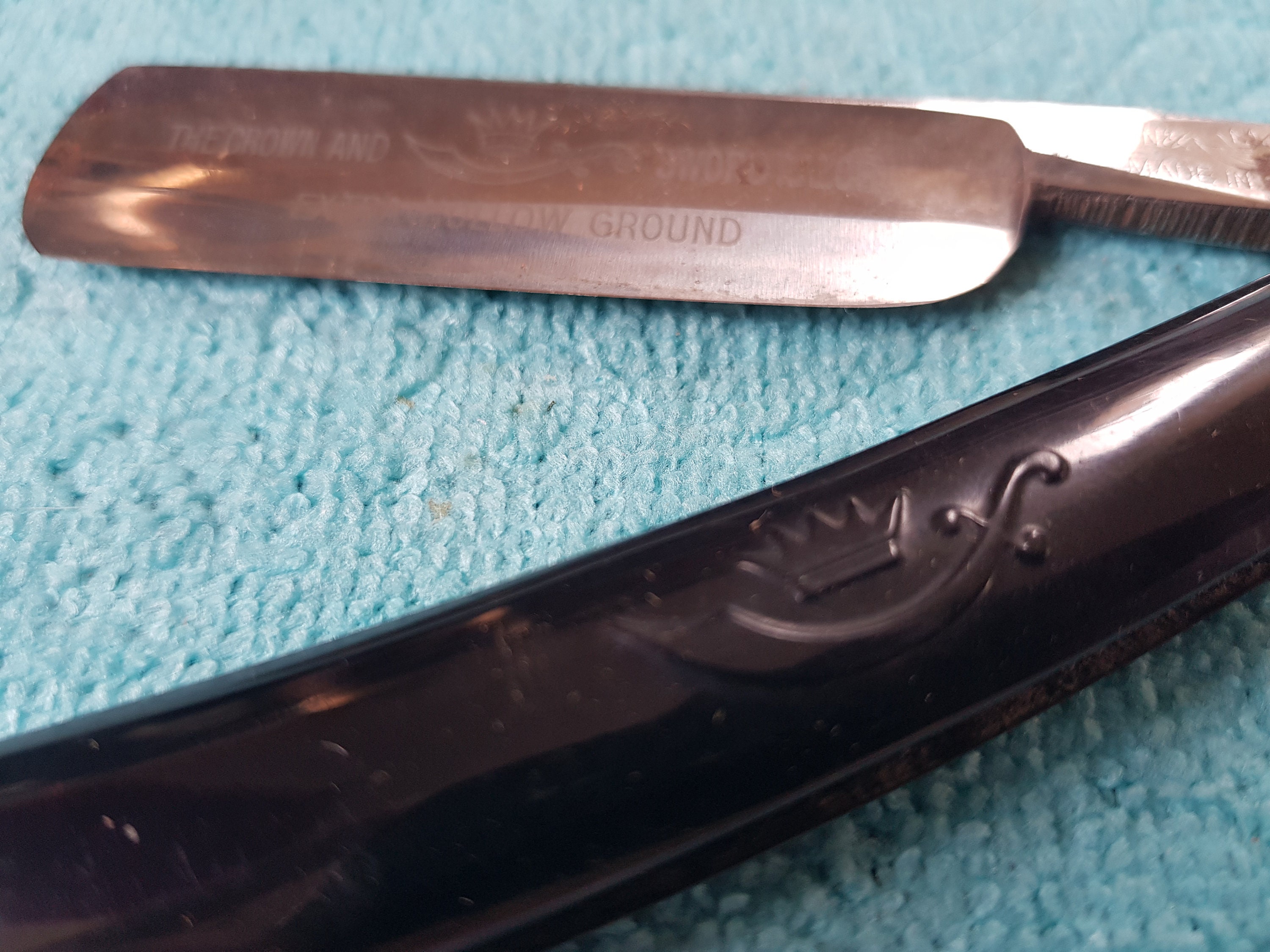 Vintage Crown & Sword Straight Razor, Germany Solingen, Friedrich Ern ...