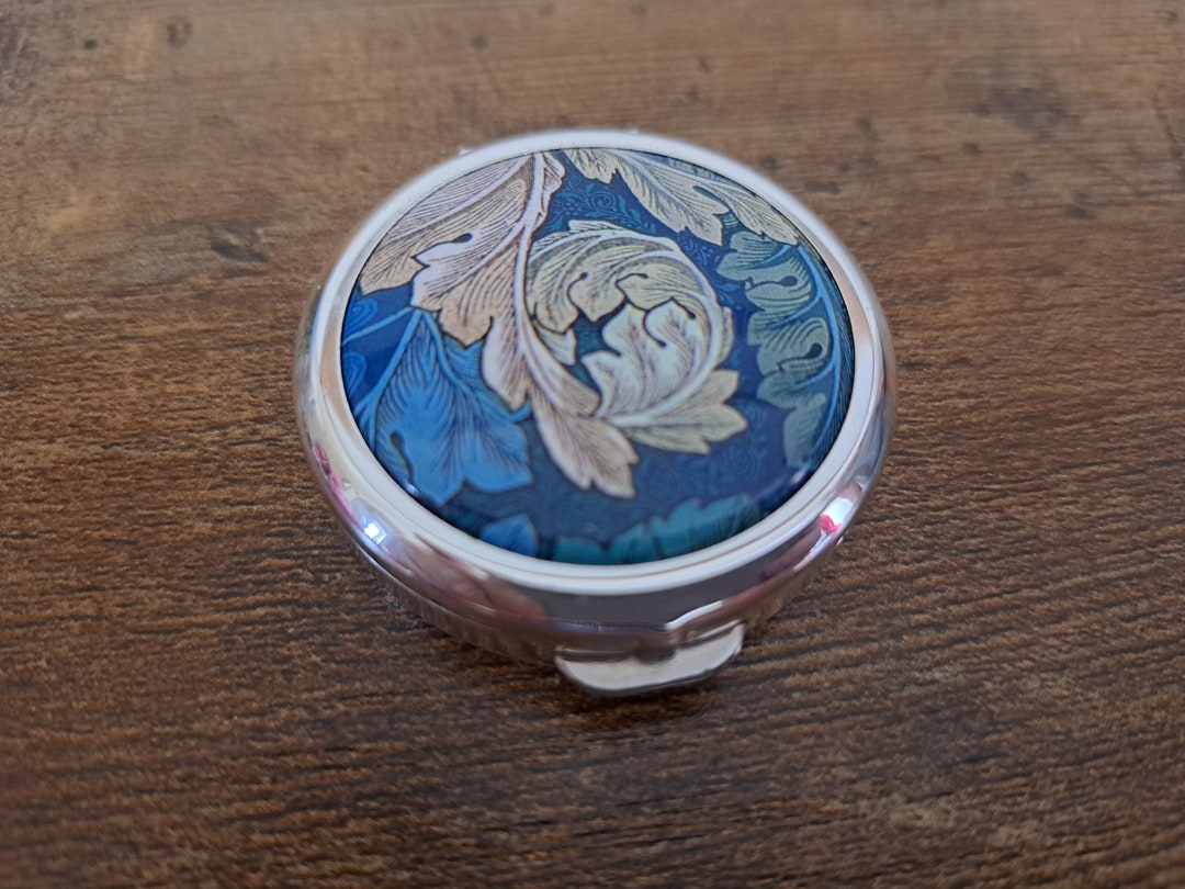 Vintage Stratton Pill Box, Lidded Box, Keepsake Box, Trinket, Saccharin ...