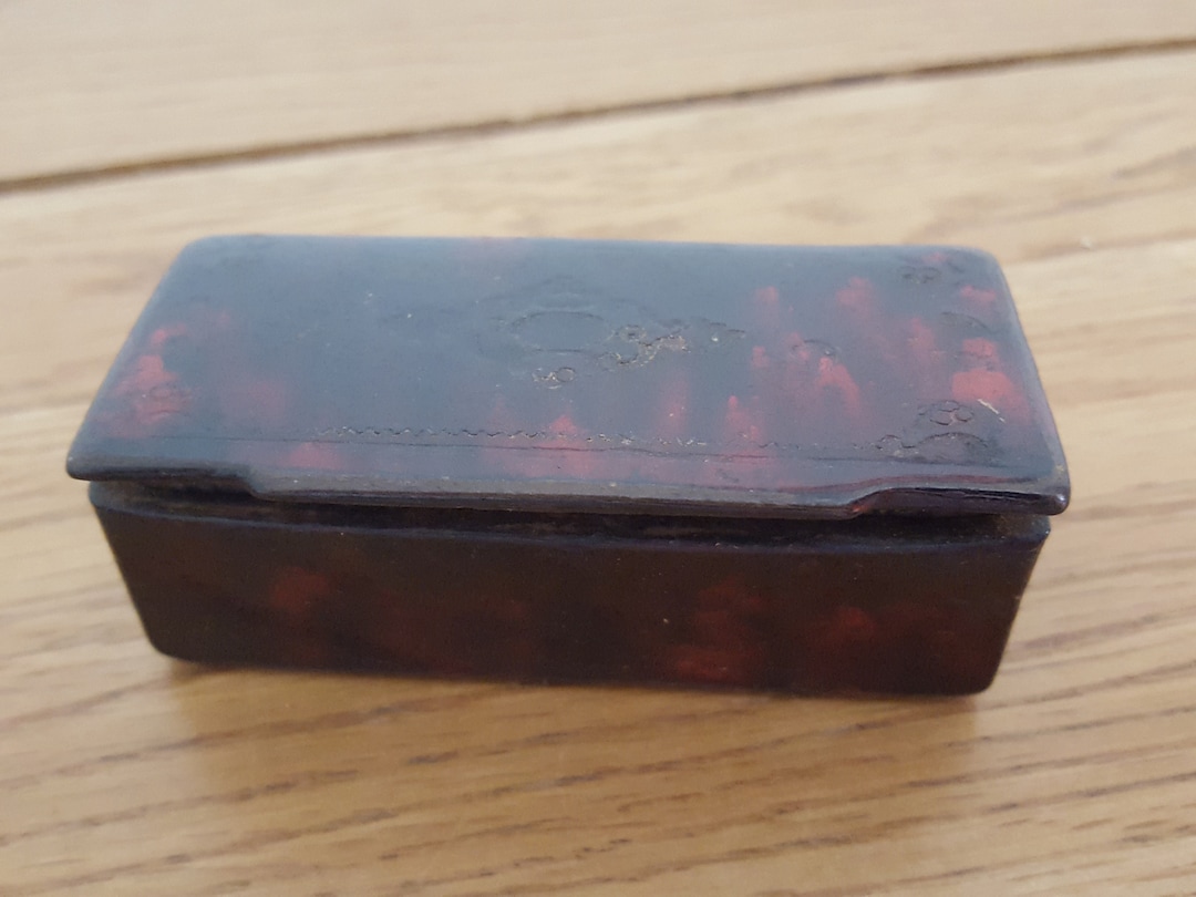 Large Antique Snuff Box, Victorian Papier-mâché Snuff Box, Lacquered ...