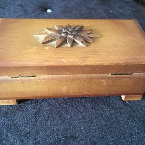 Vintage Black Forest Music Box With Edelweiss Carved Wooden Flower ...