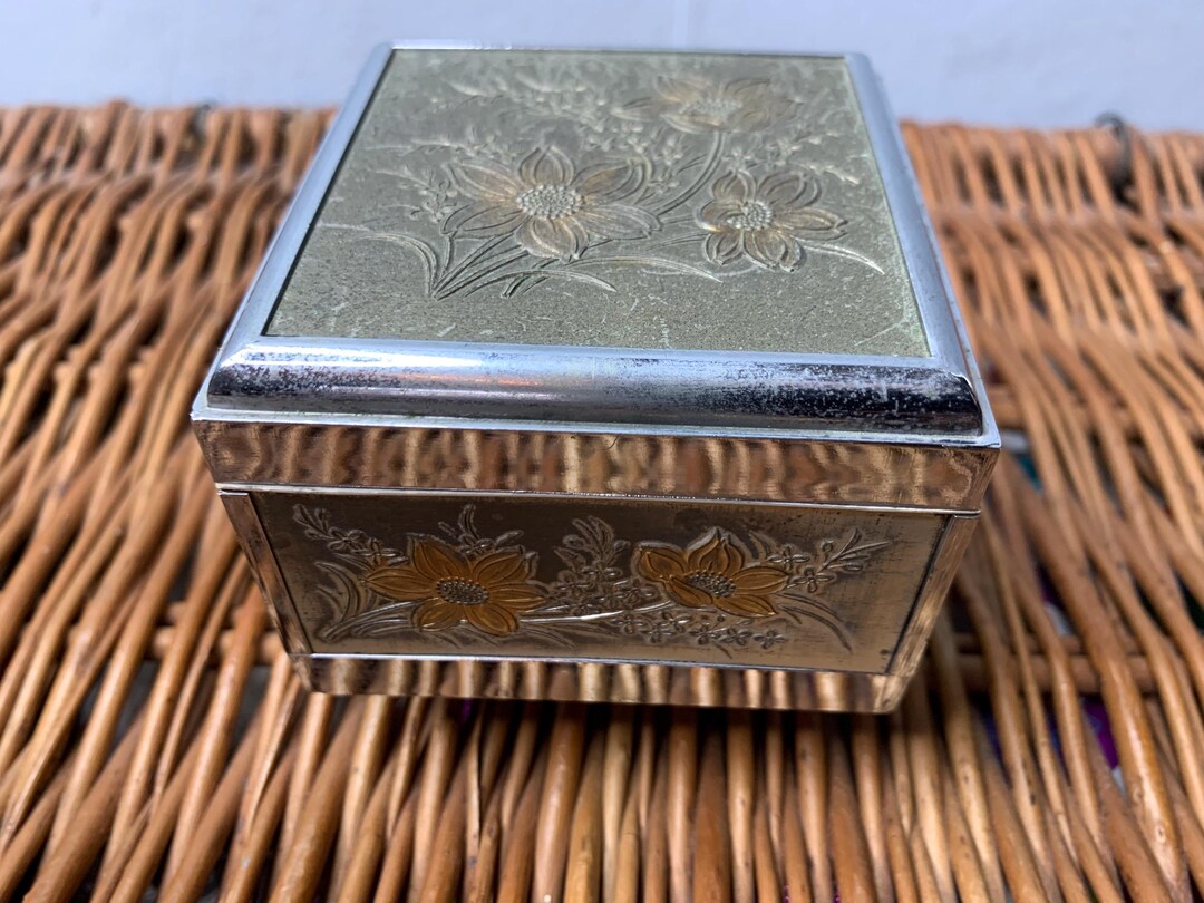 Vintage Lady Mate Japanese Music Jewellery Box With Flower Decoration ...
