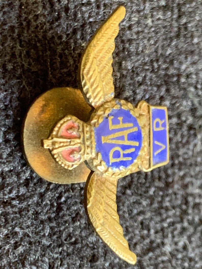 Vintage WW2 RAF VR Button Hole Badge - Etsy