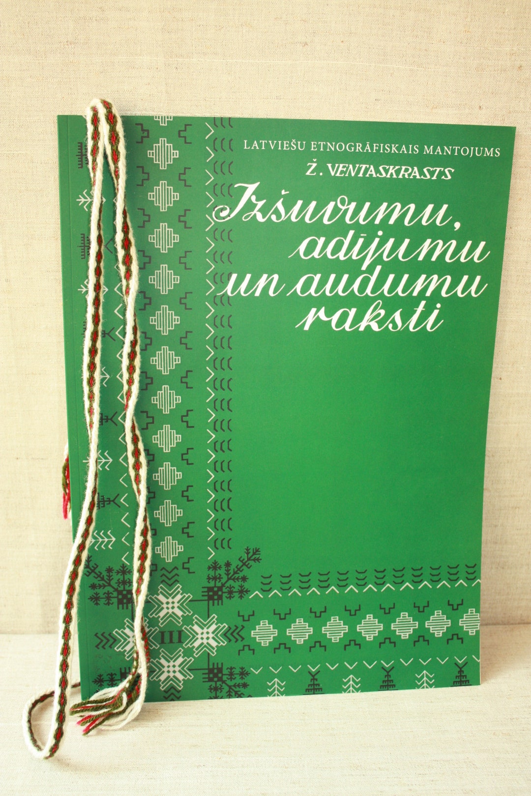 RARE Handicraft Book Vintage Patterns for MACRAME Embroidery Crocheting ...