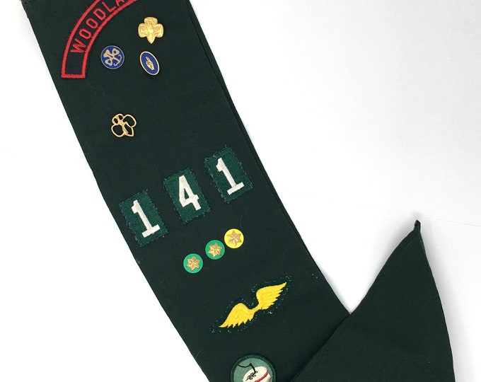 Vintage 1960s Girl Scout Sash With Original Pins and Badges, Brownie and Junior Scout Pins ...