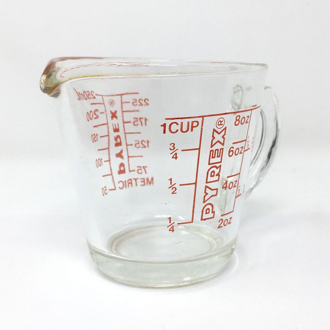 Pyrex Vintage Glass Measuring Cup, D Handle Measure Pitcher for ...