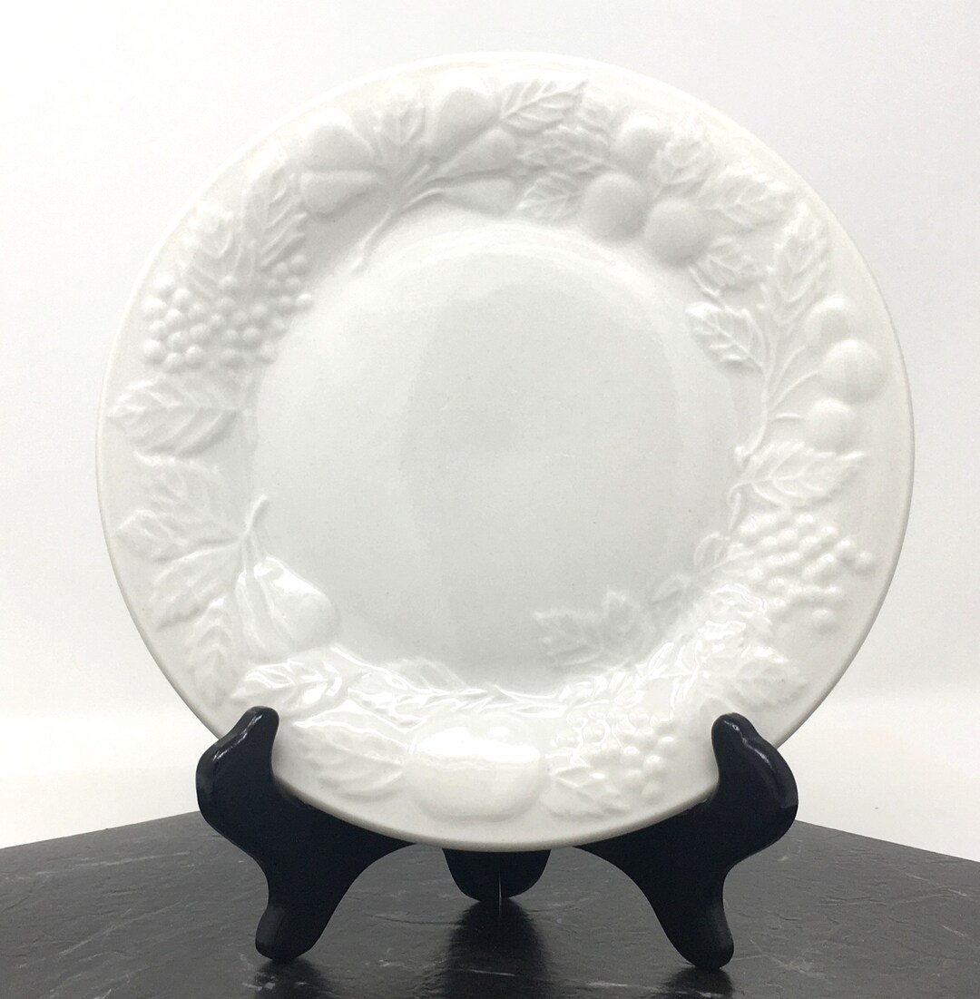Gibson Designs Farmhouse White Embossed Fruit Pattern Salad Bread Plate ...