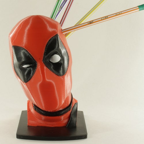Deadpool Pen and Pencil Holder Desk Organizer | Etsy