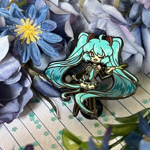 Hatsune Miku Pin - Etsy