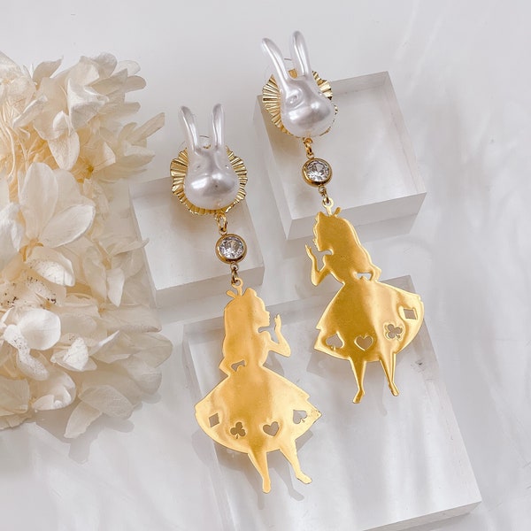 Alice in Wonderland Earrings - Etsy