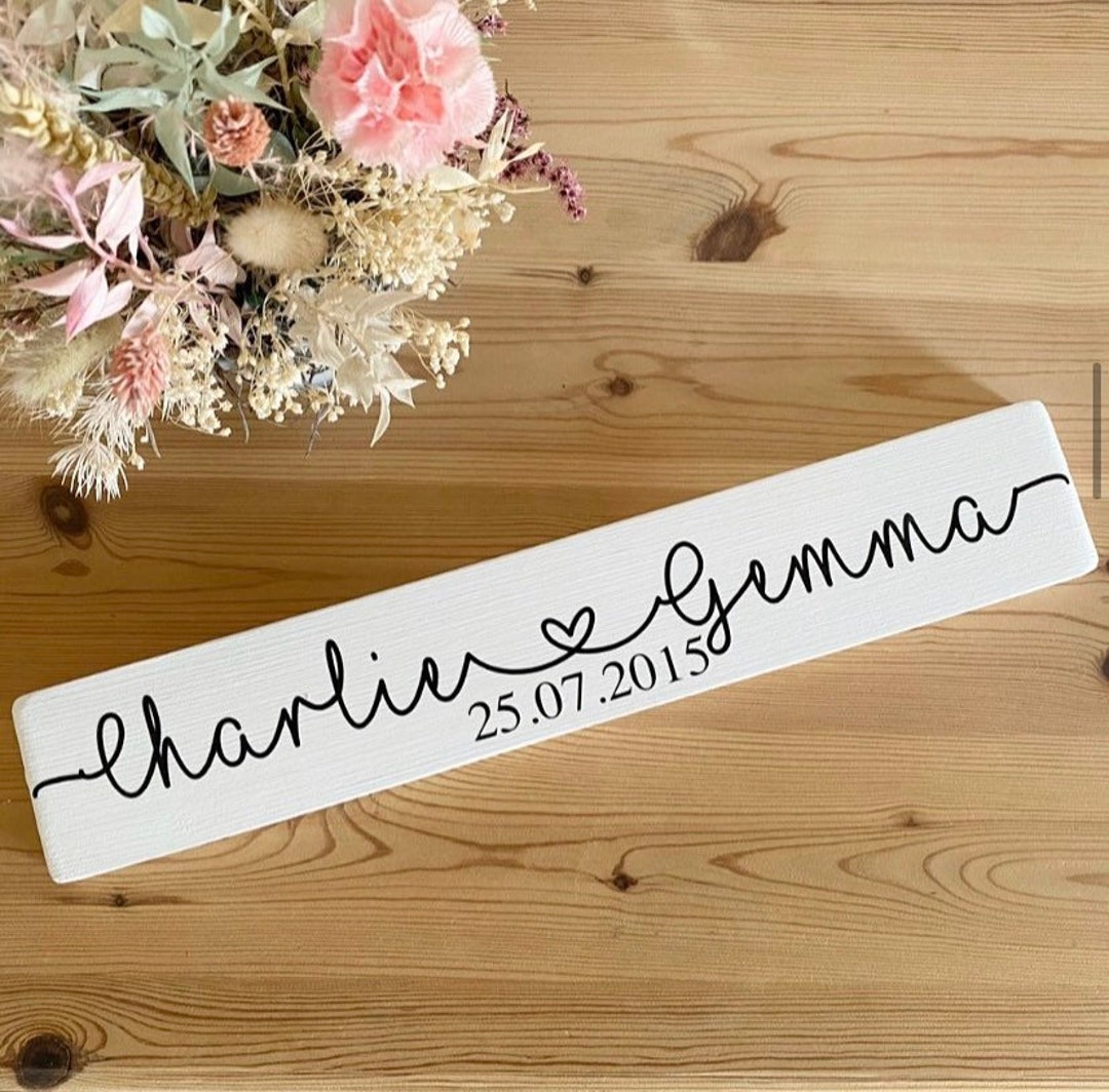 Personalised Couple Linking Names Sign - Etsy