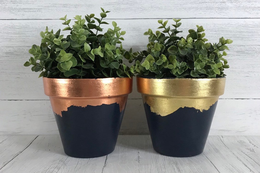 Vintage Style MEDIUM Terracotta Plant Pot - With Metallic Gilded Finish ...