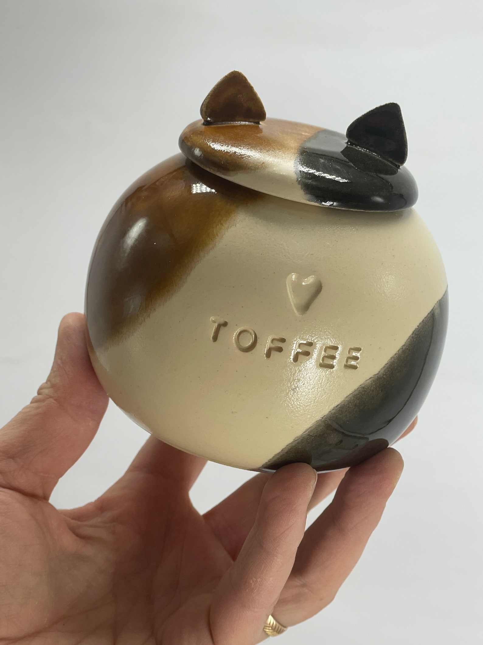 Calico Cat Urn, Spots Cat Urn, Ceramic Urn for Ashes, Pottery Urn for ...
