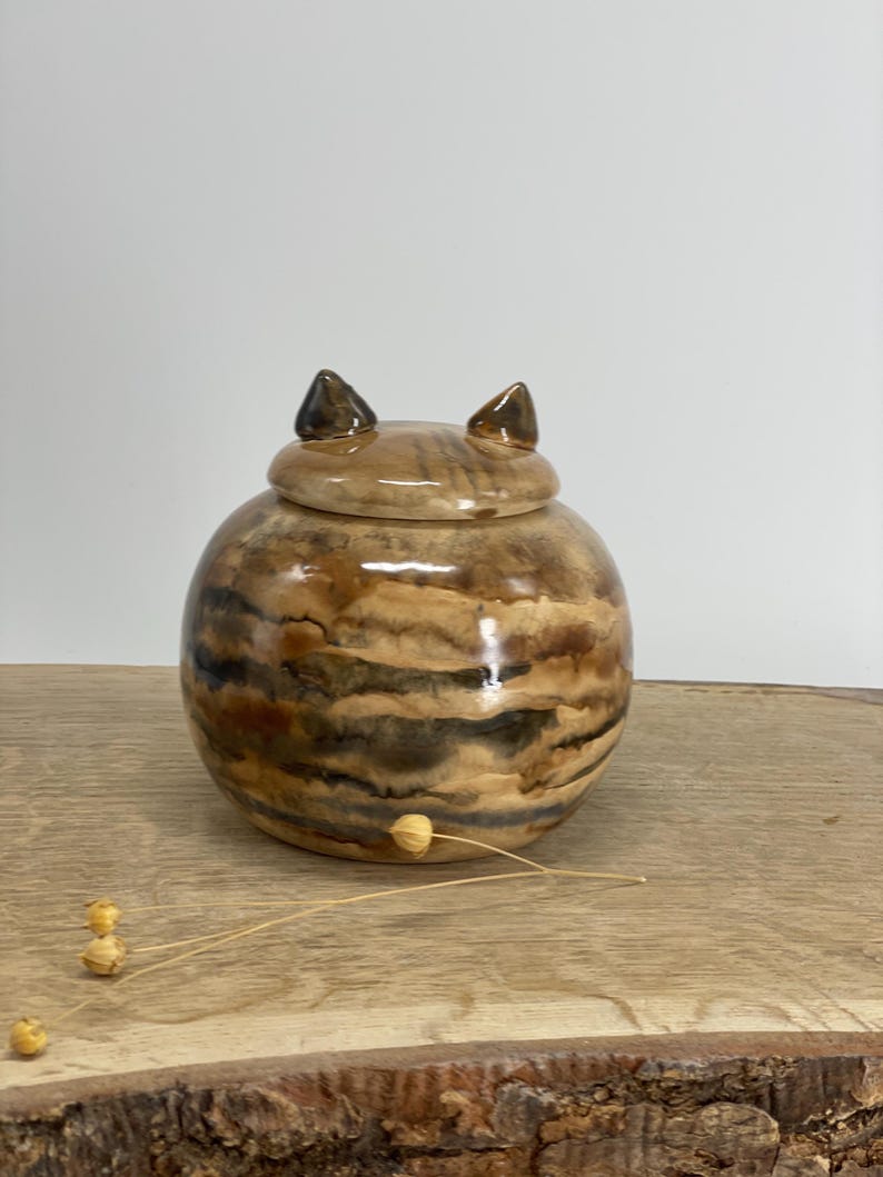 Personalised Tabby Cat Urn, Stripes Cat Urn, Ceramic Urn for Ashes ...