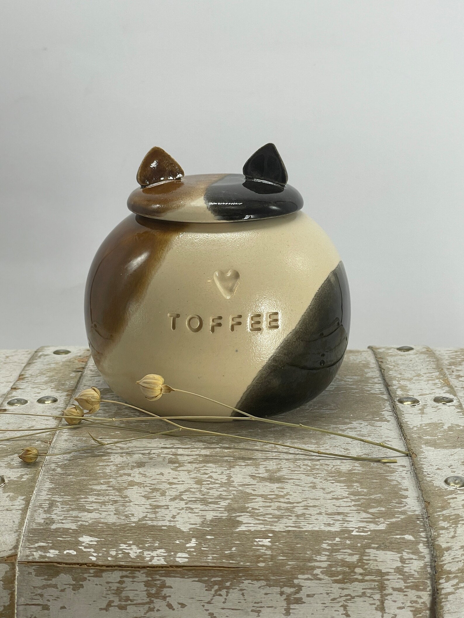 Calico Cat Urn, Spots Cat Urn, Ceramic Urn for Ashes, Pottery Urn for ...