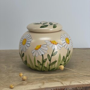 Daisy Cat Urn, Yellow Cat Urn, Creamation Urn, Pottery Urn for Pets ...