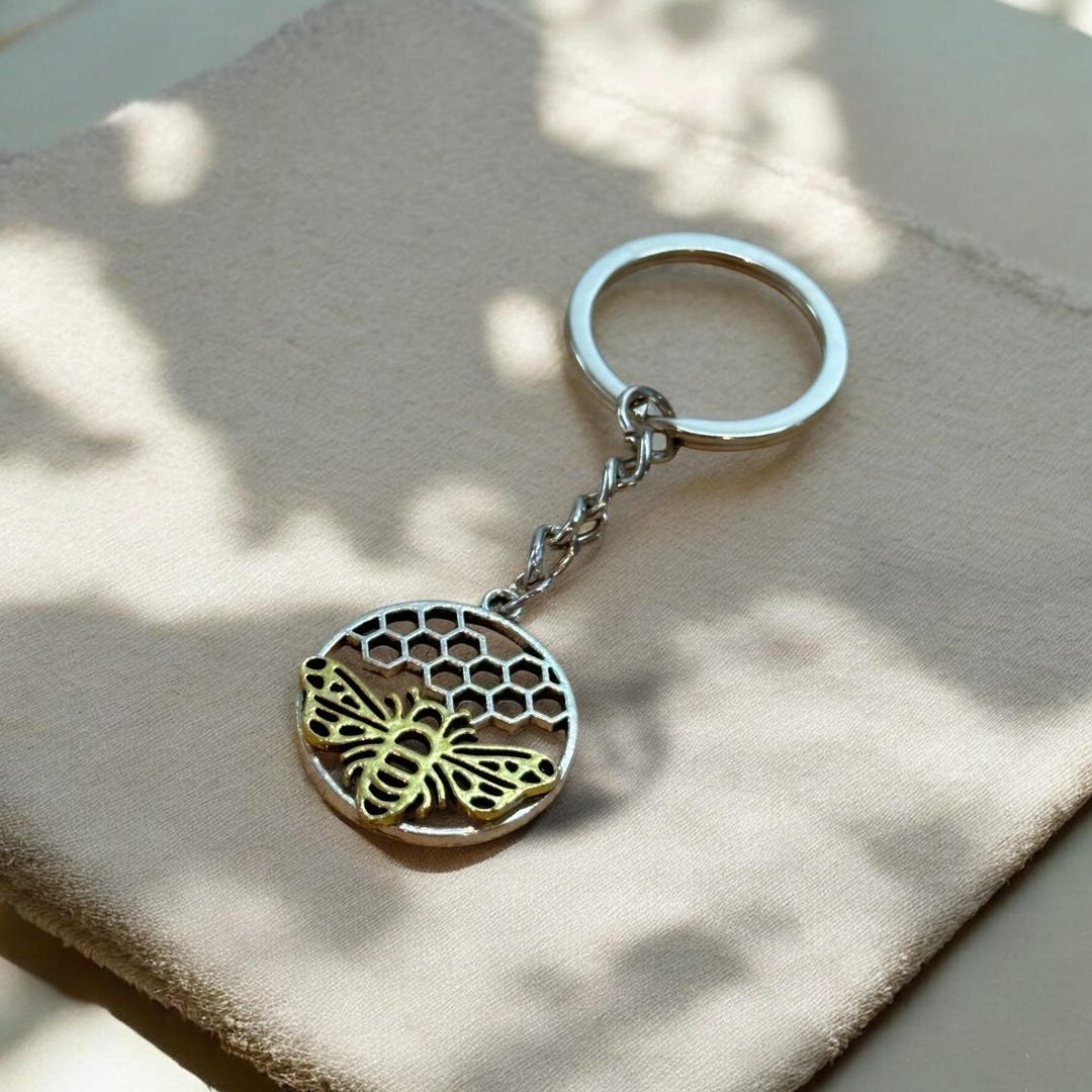 Honeycomb Bee Metal Keychain Gift - Etsy
