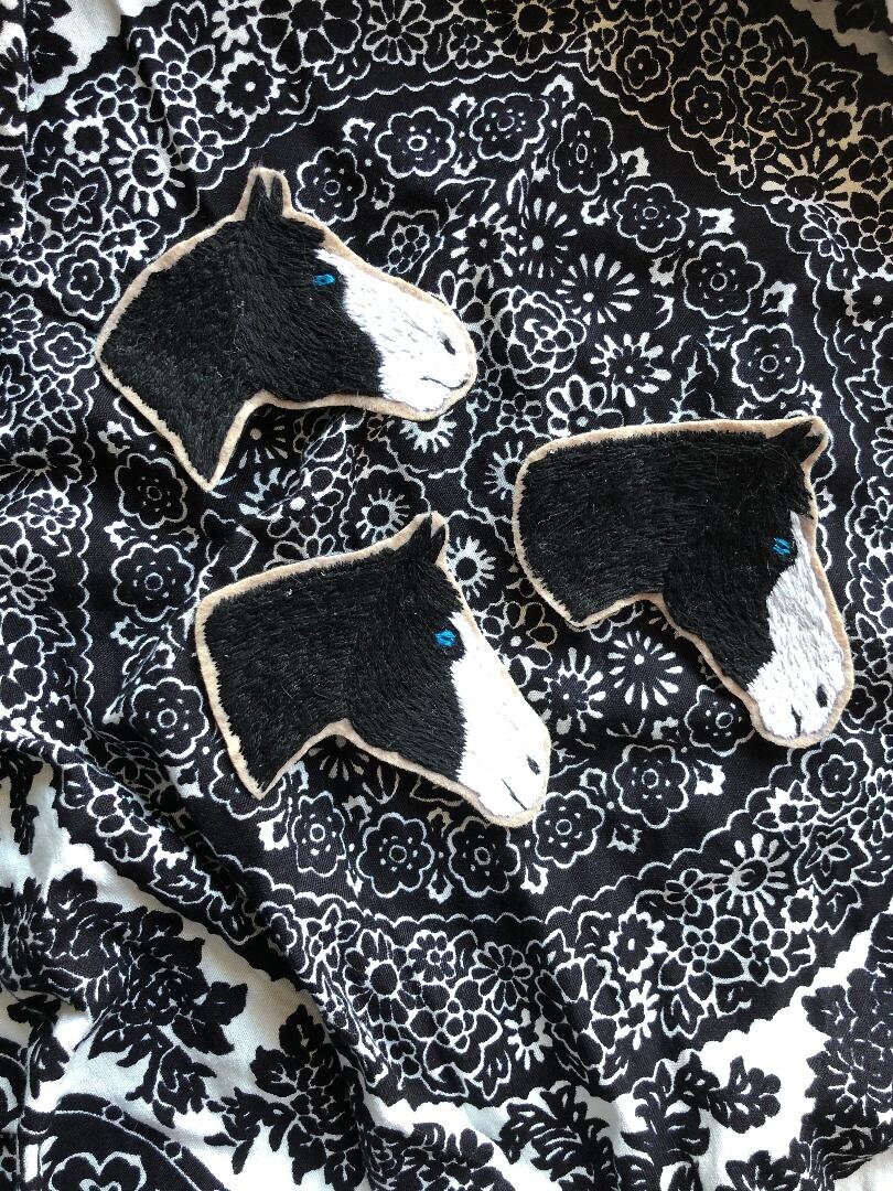 Hand embroidery Baylock Horse Red Dead Redemption 2 Wild west | Etsy