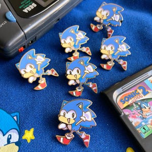 Sonic the Hedgehog Enamel Pin: Gold Finish, 1.5" - Etsy