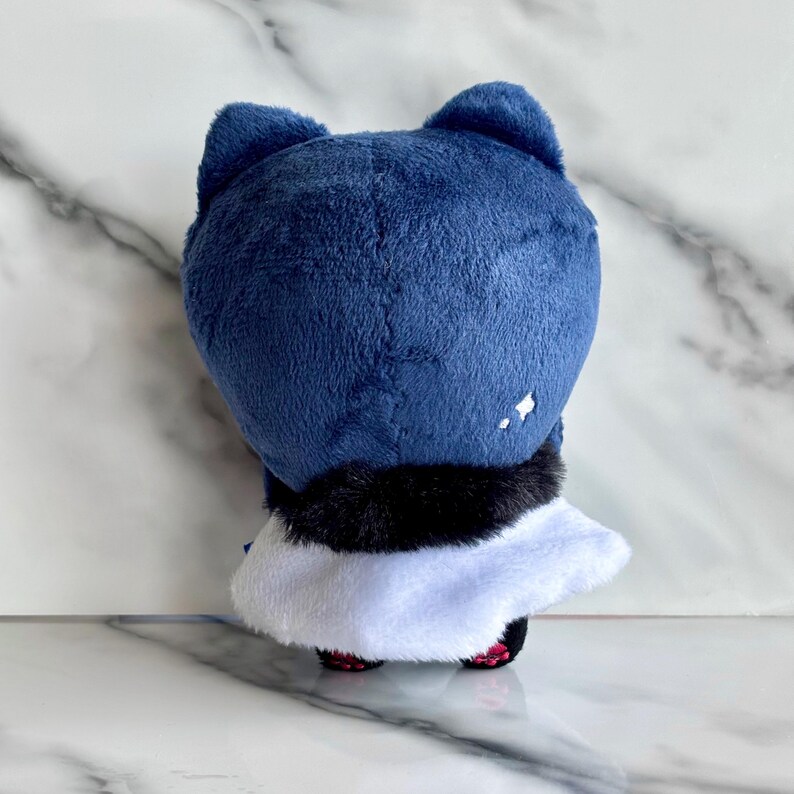 Capitano Genshin Impact Plushie - Fatui Capitano - Etsy