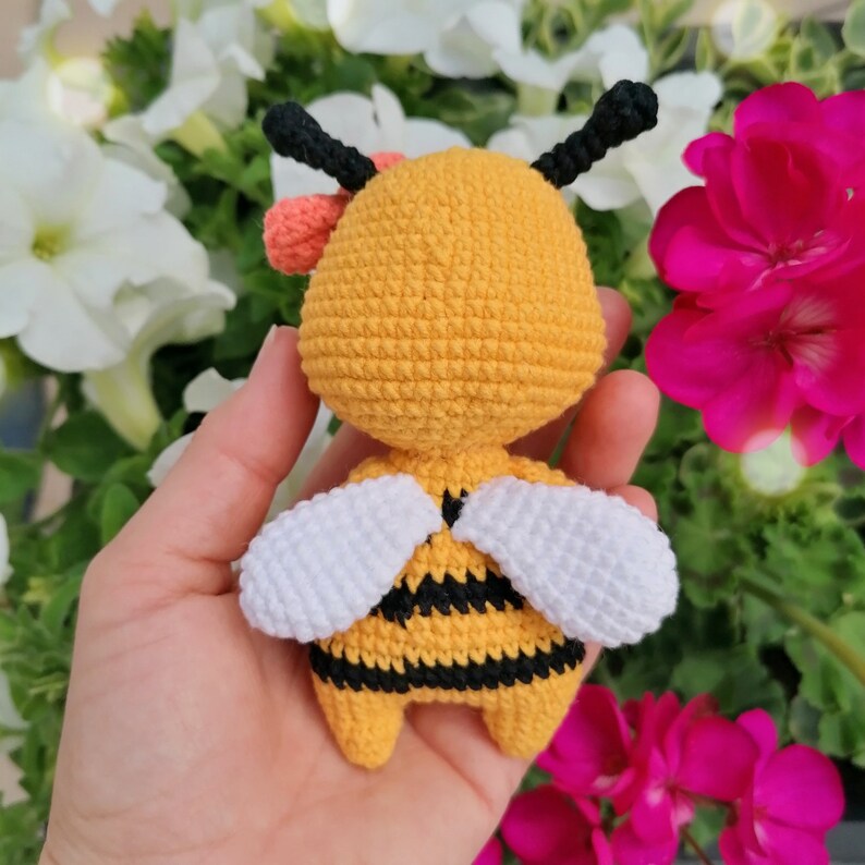 Crochet Bee Rattle Baby Bee Plush Rattle First Toy - Etsy