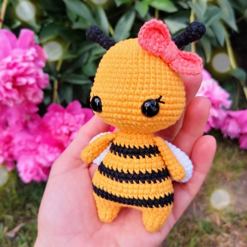 Crochet Bee Rattle Baby Bee Plush Rattle First Toy - Etsy