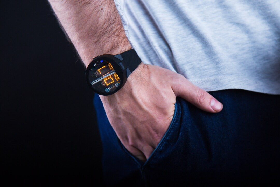 Nixie Tube Wrist Watch Wristwatch Clock Tubes IV-9 Futuristic Numitron ...
