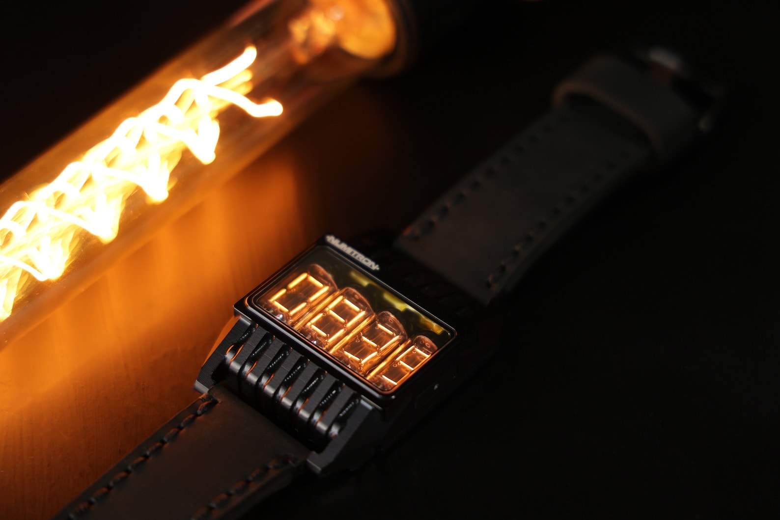 Nixie Tube Wrist Watch Wristwatch Clock Tubes IV-16 Futuristic Numitron ...