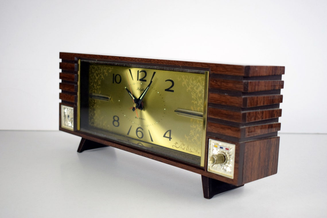 Vintage Rhythm Bell and Music Mantel Clock / Plastic / - Etsy