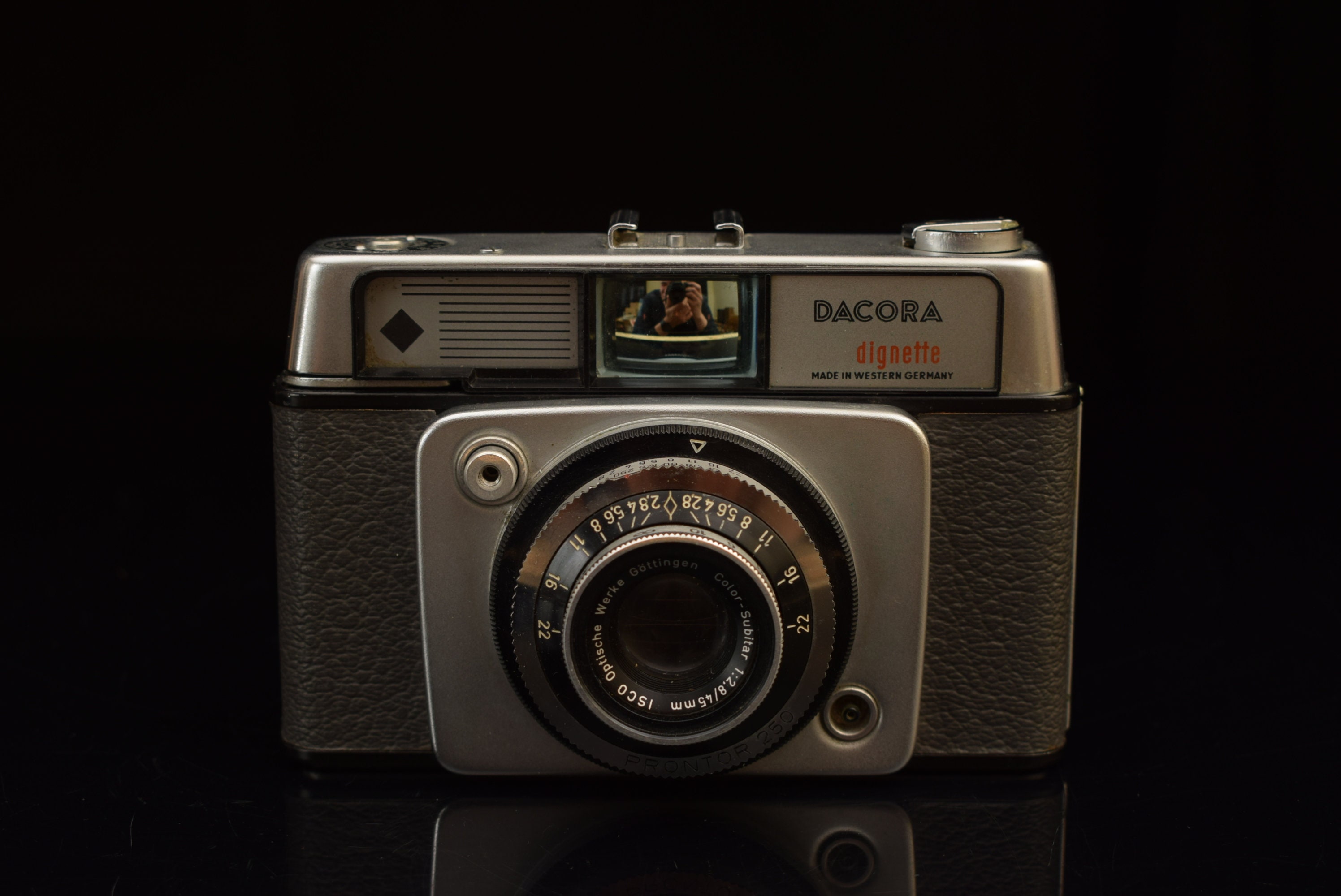 Vintage Dacora Dignette Camera / West German / Leather Case | Etsy ...