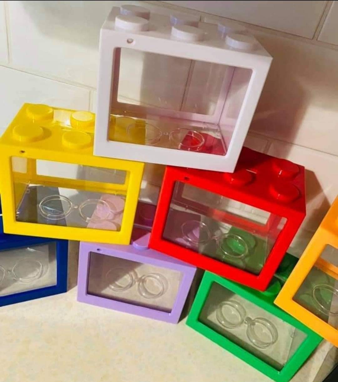 Lego money box personalised - Etsy.de