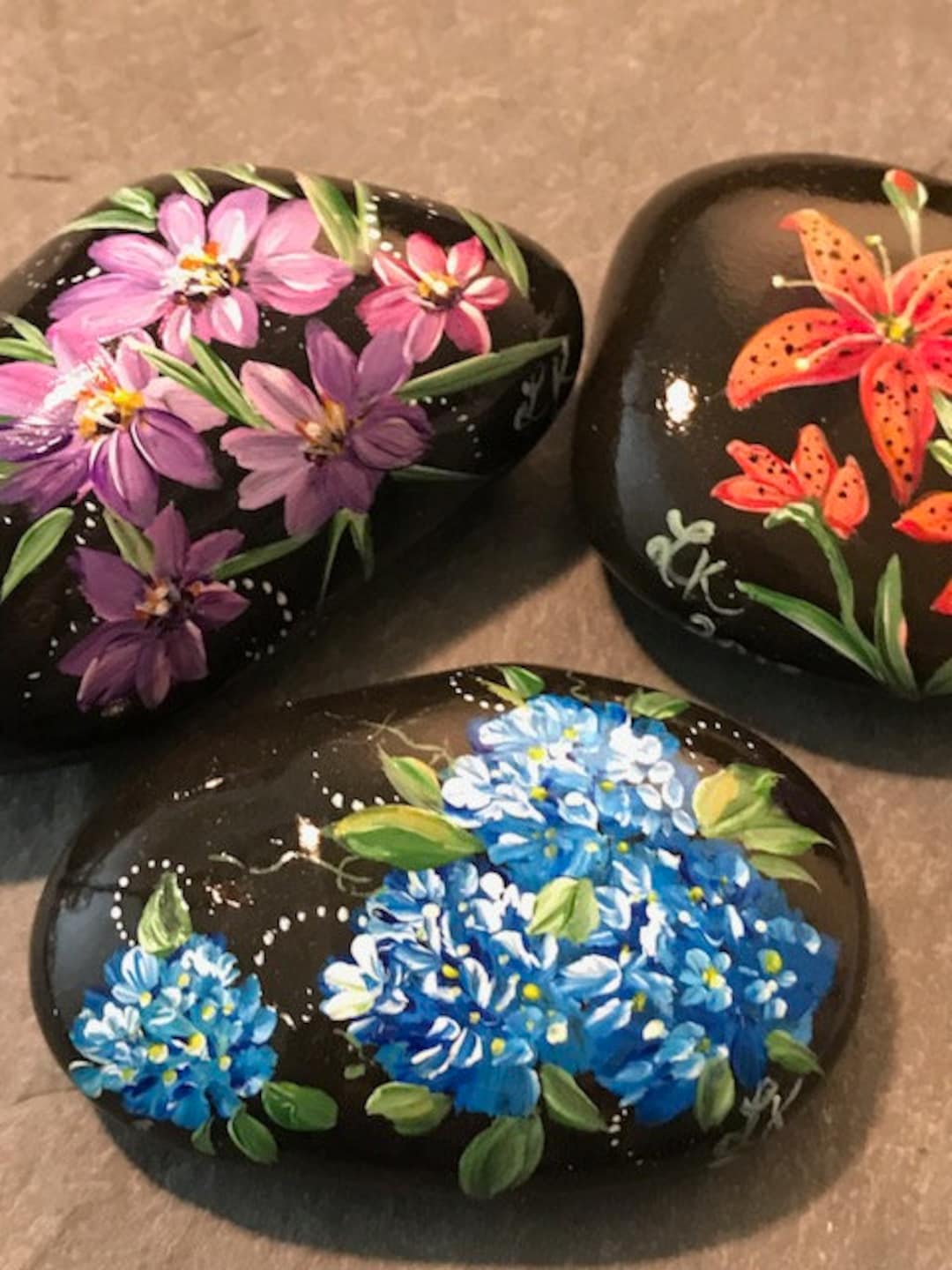 Painted Rocks, Rock Art, Decorative Stones, Custom Painting, Custom ...