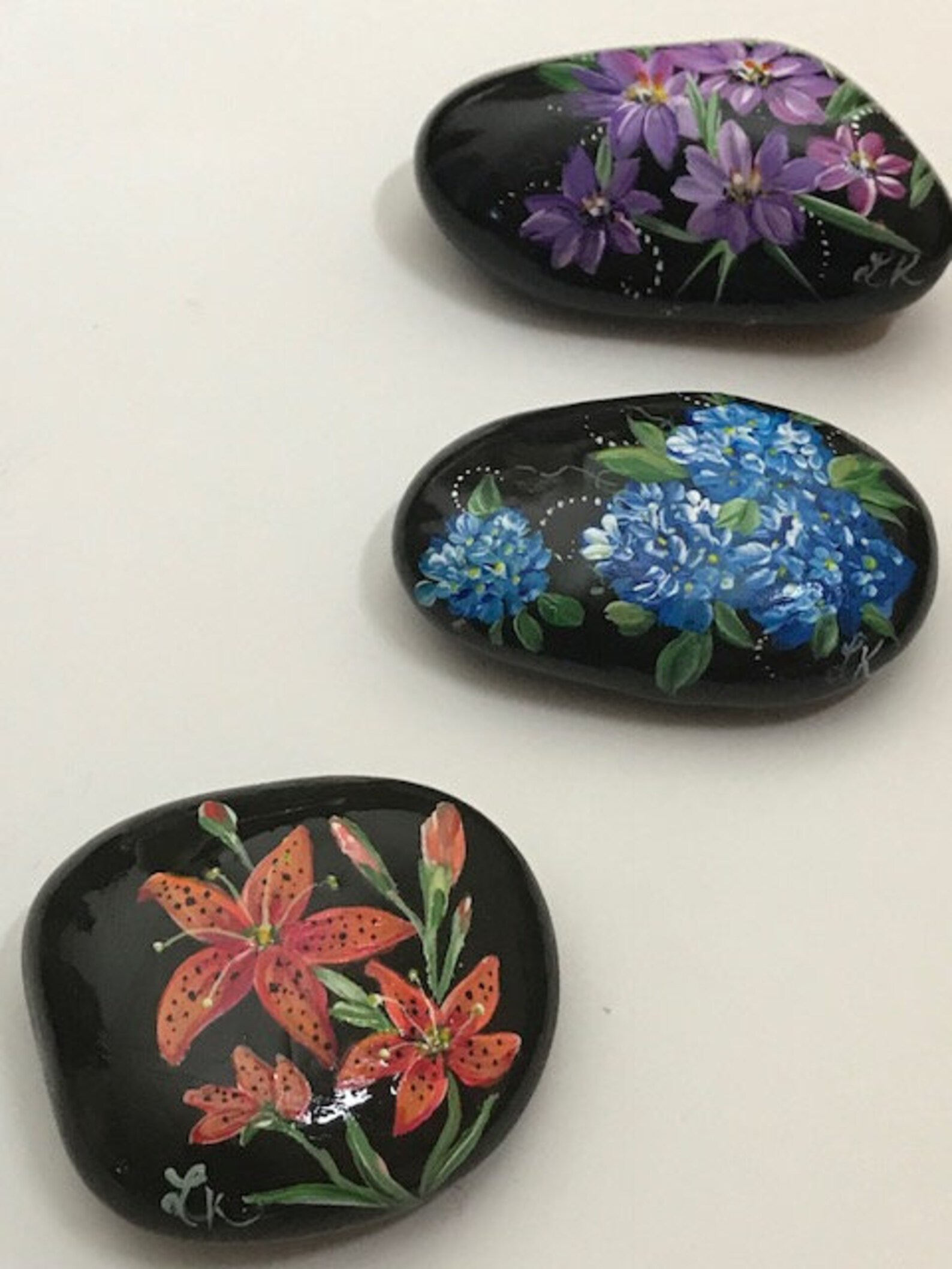 Painted Rocks, Rock Art, Decorative Stones, Custom Painting, Custom ...