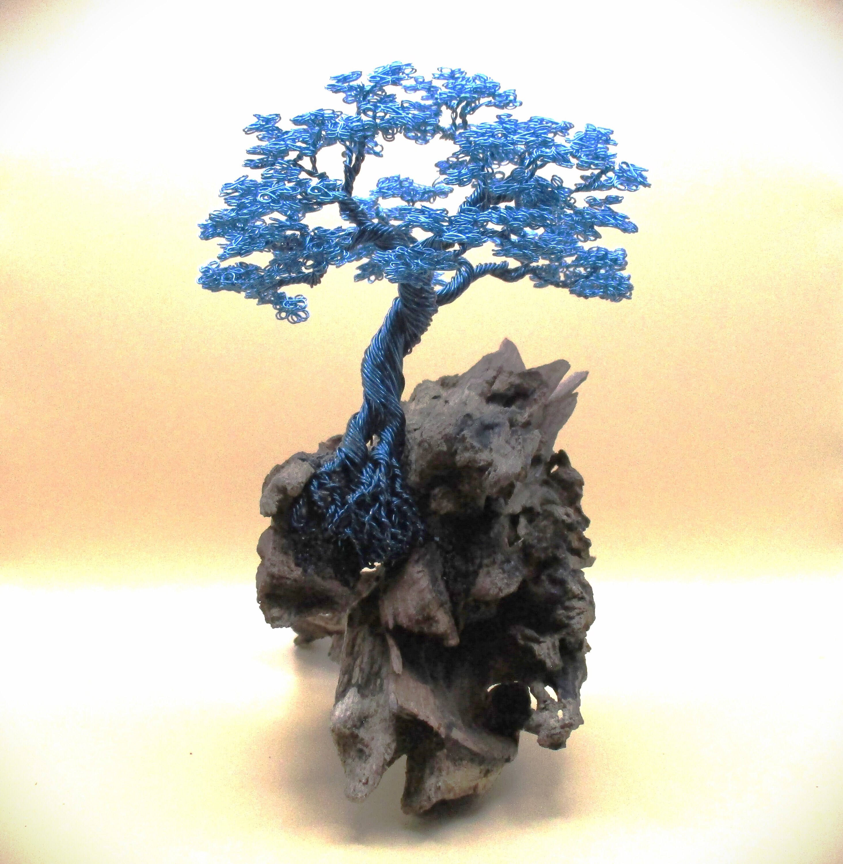 Blue Wire Tree on Driftwood - Etsy