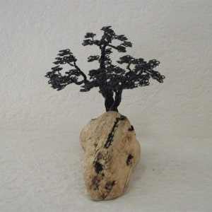 Black Wire Tree on Driftwood - Etsy