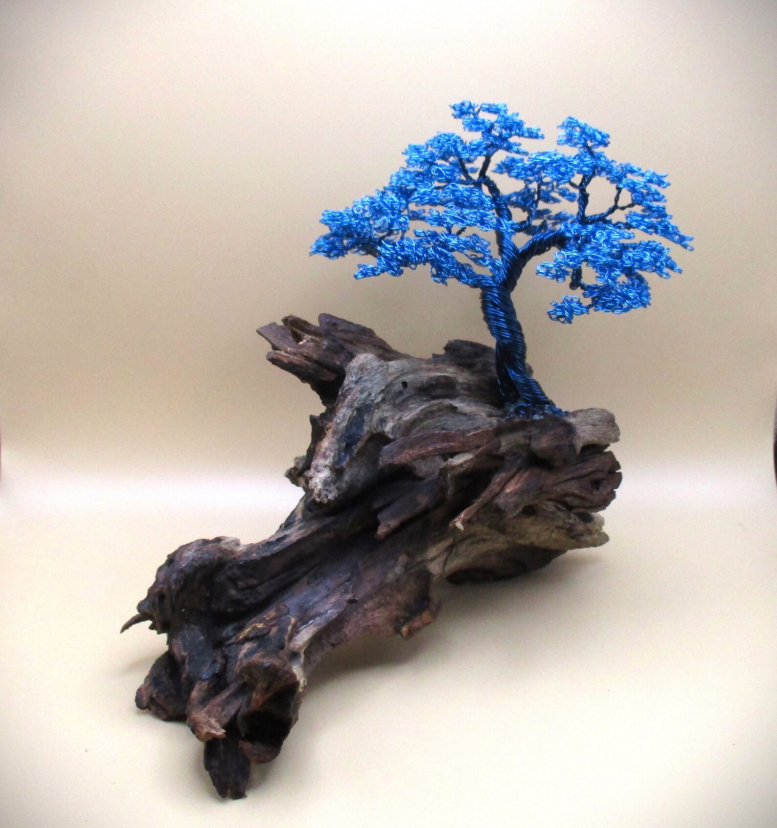 Blue Wire Tree on Driftwood - Etsy